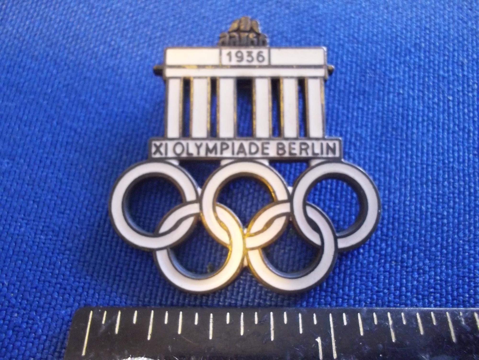 Pincollector: 1936 XI Olympiade Berlin White With Gold Pin ...