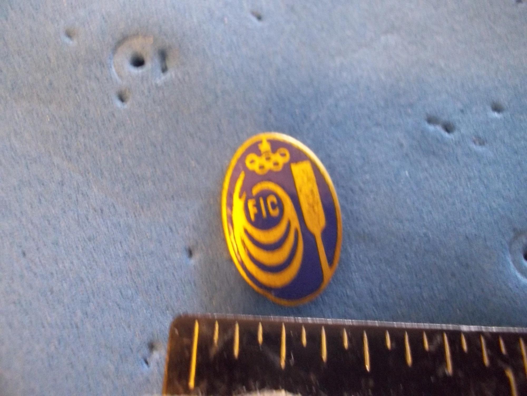 Pincollector: FIC With Oar