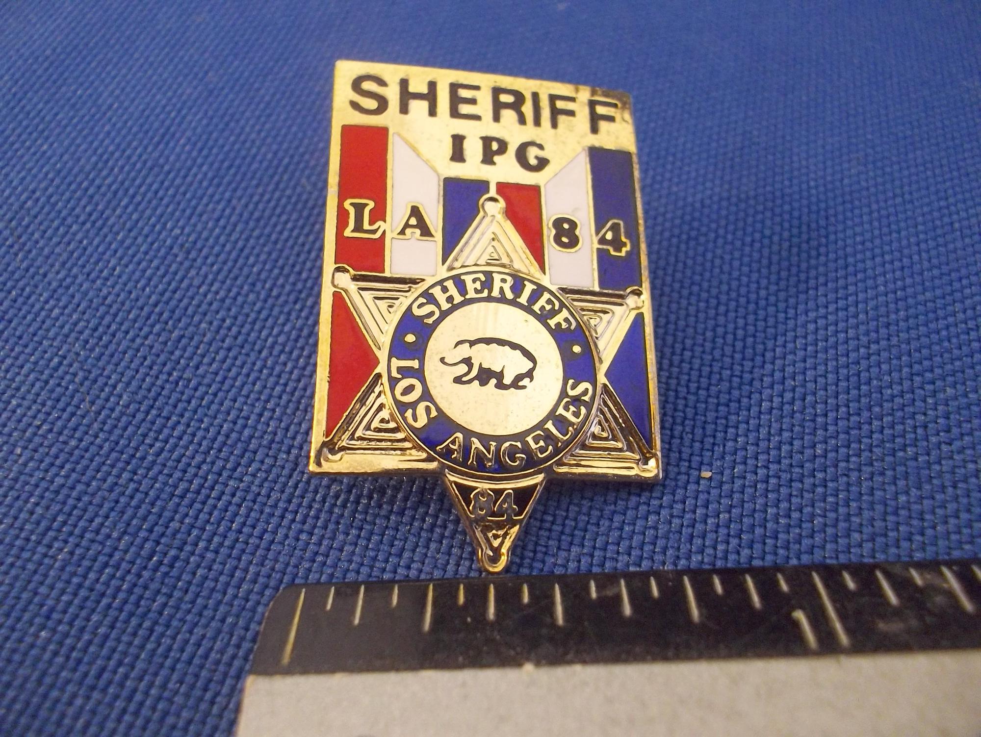 Pincollector: Police FBI Law
