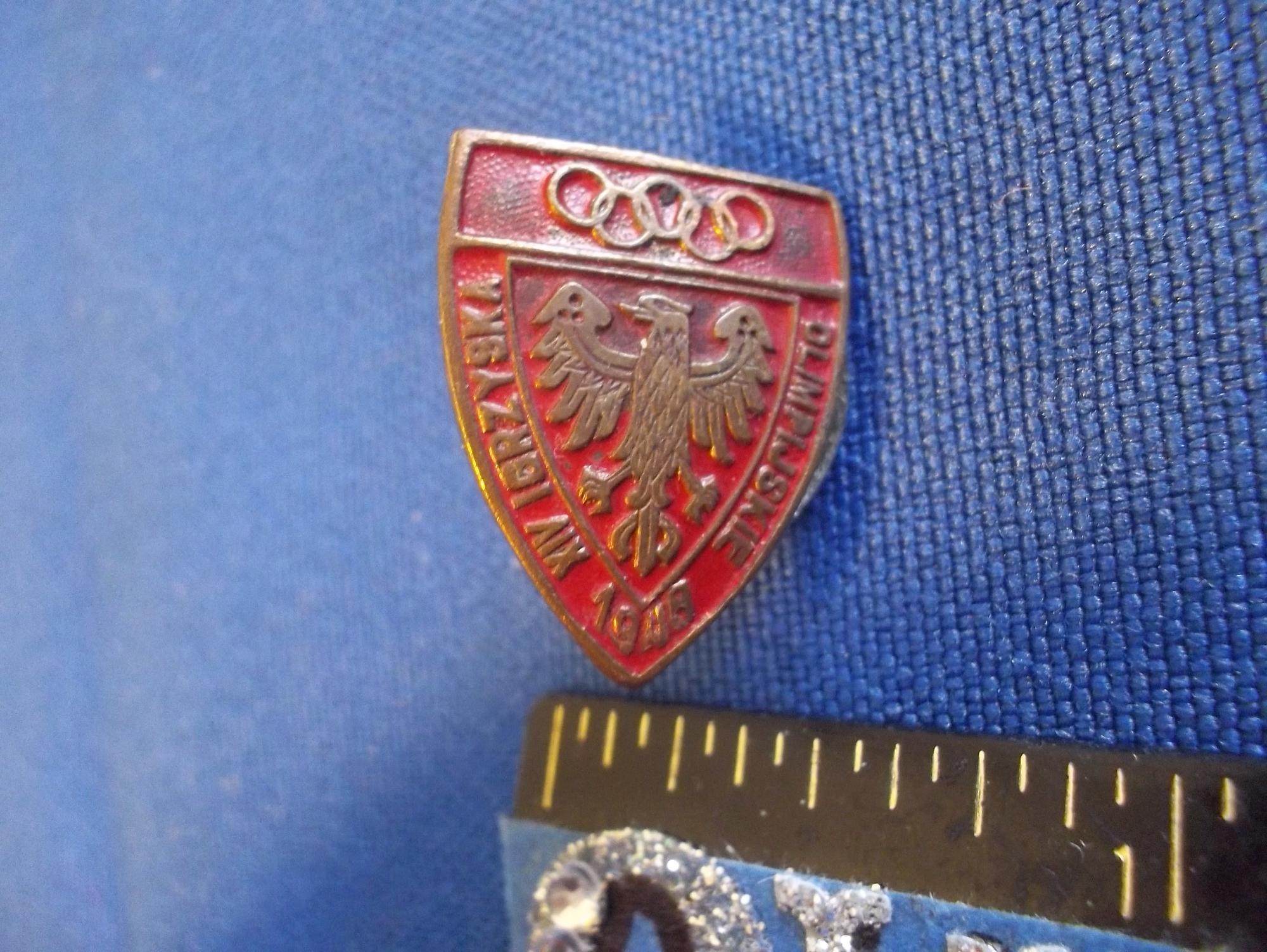 Pincollector: Igrzyska Olimpijskie 1948 Red Shield Pin With...