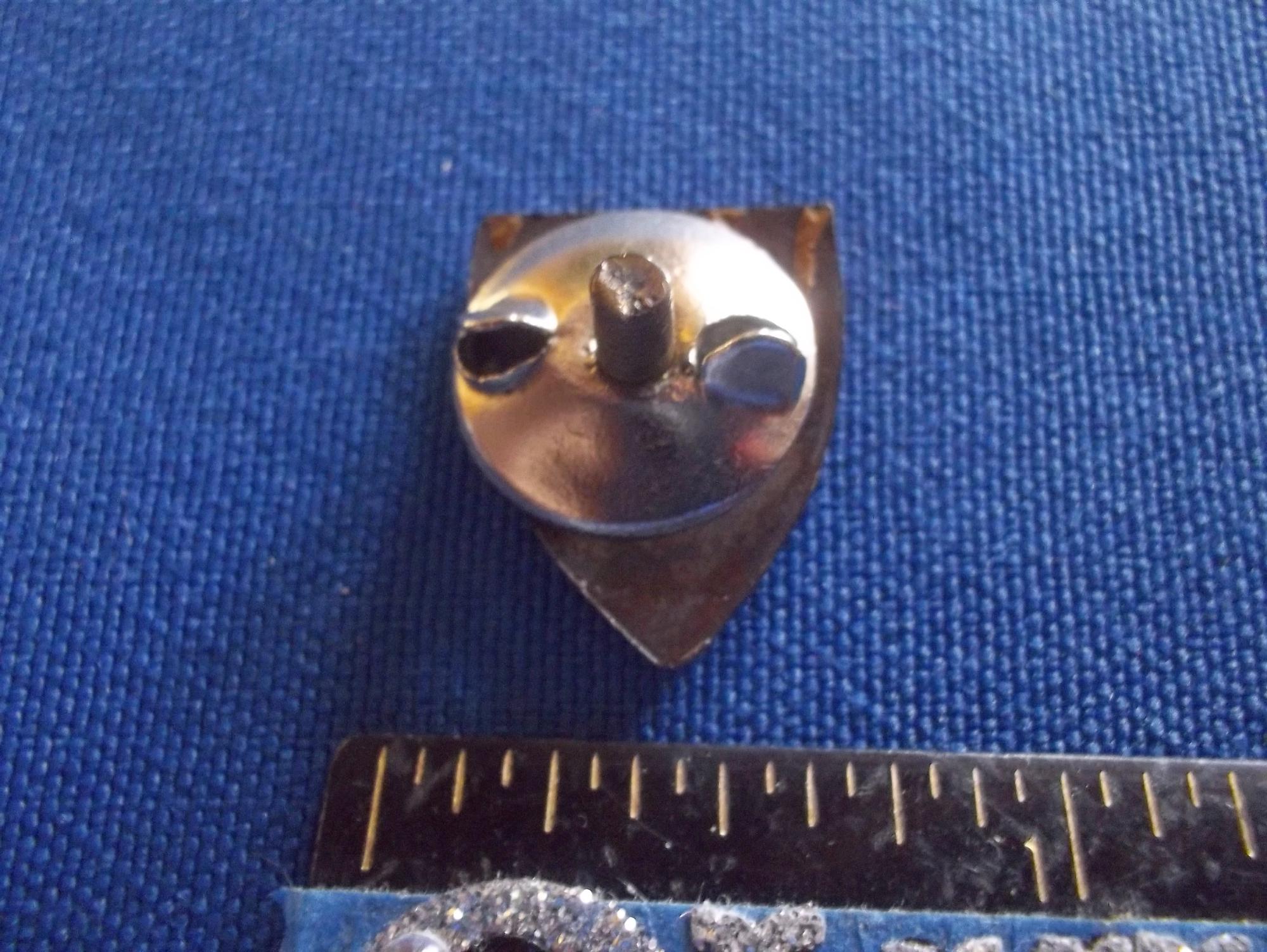 Pincollector: Igrzyska Olimpijskie 1948 Red Shield Pin With...