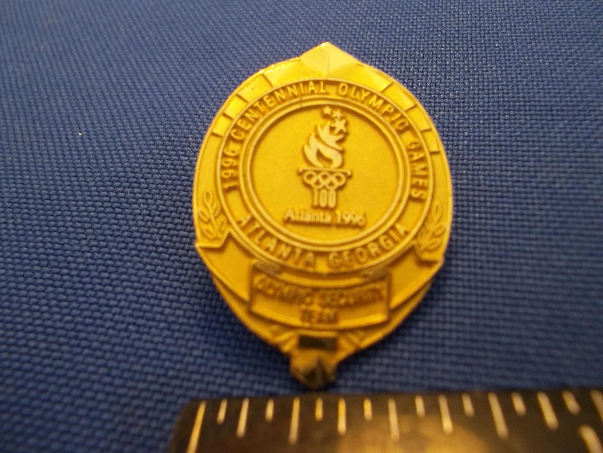 Pincollector: Police FBI Law